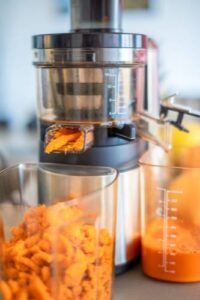 A Guide on How To Remove Pulp From Juice